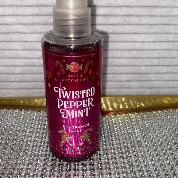 Bath & Body Works | Bath & Body | Bath And Body Works Twisted Peppermint Limited Edition Body ...